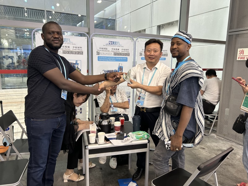 On site signing of the 135th Canton Fair – Cangzhou Zhongtuo | Zhongtuo ...